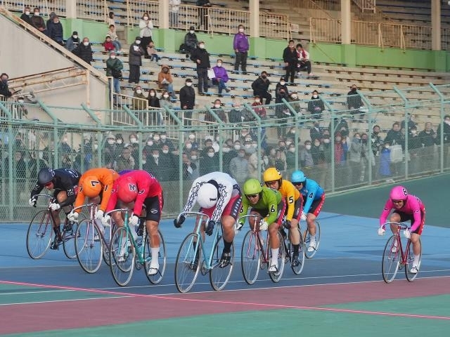 【春日賞争覇戦結果】新田祐大がアクシデントをものともしない圧巻の走りで1着準決勝12r 競輪ニュース Netkeirin（ネット
